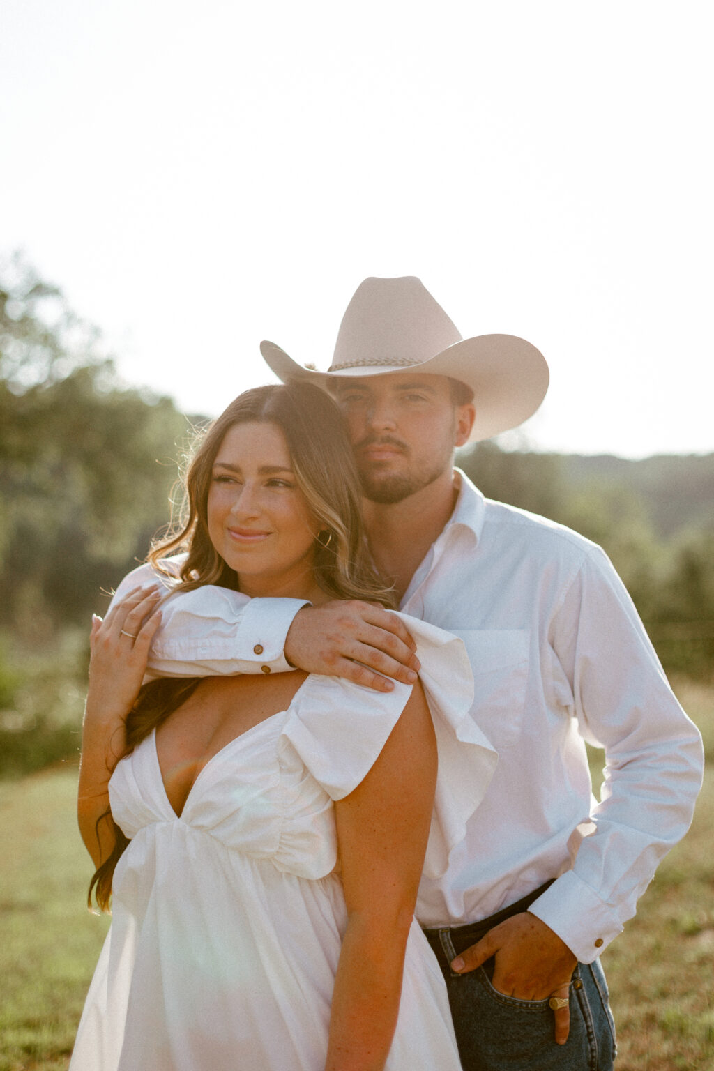 Modern Western Engagement Photos in a Field | San Marcos, TX ...