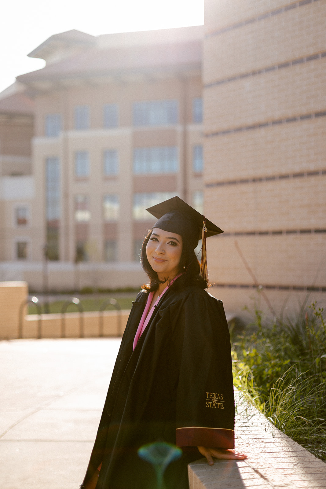 Classy and Modern Grad Photos | Texas State University in San Marcos ...